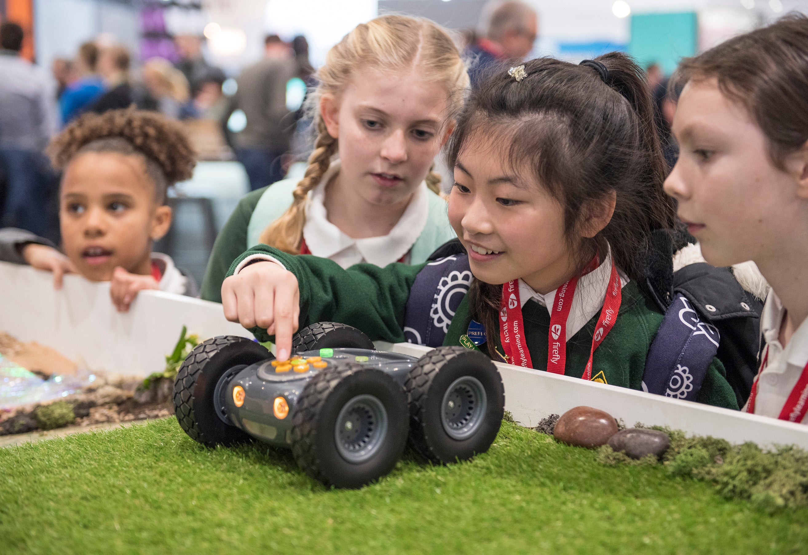 Rugged Robots – EASE