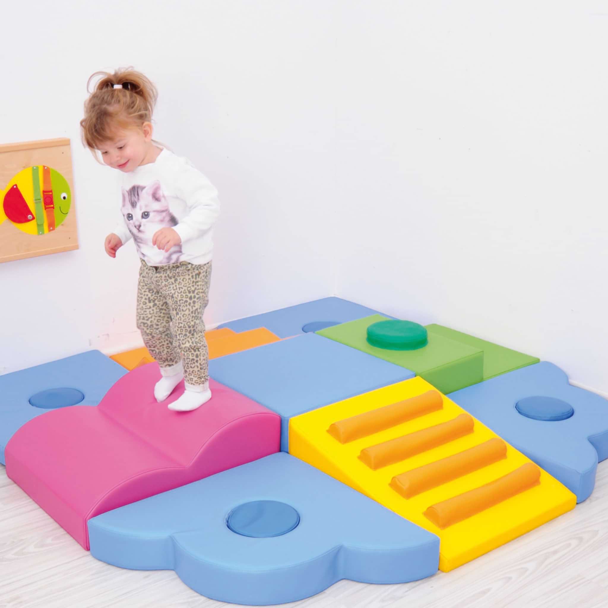 Foam Island – EASE